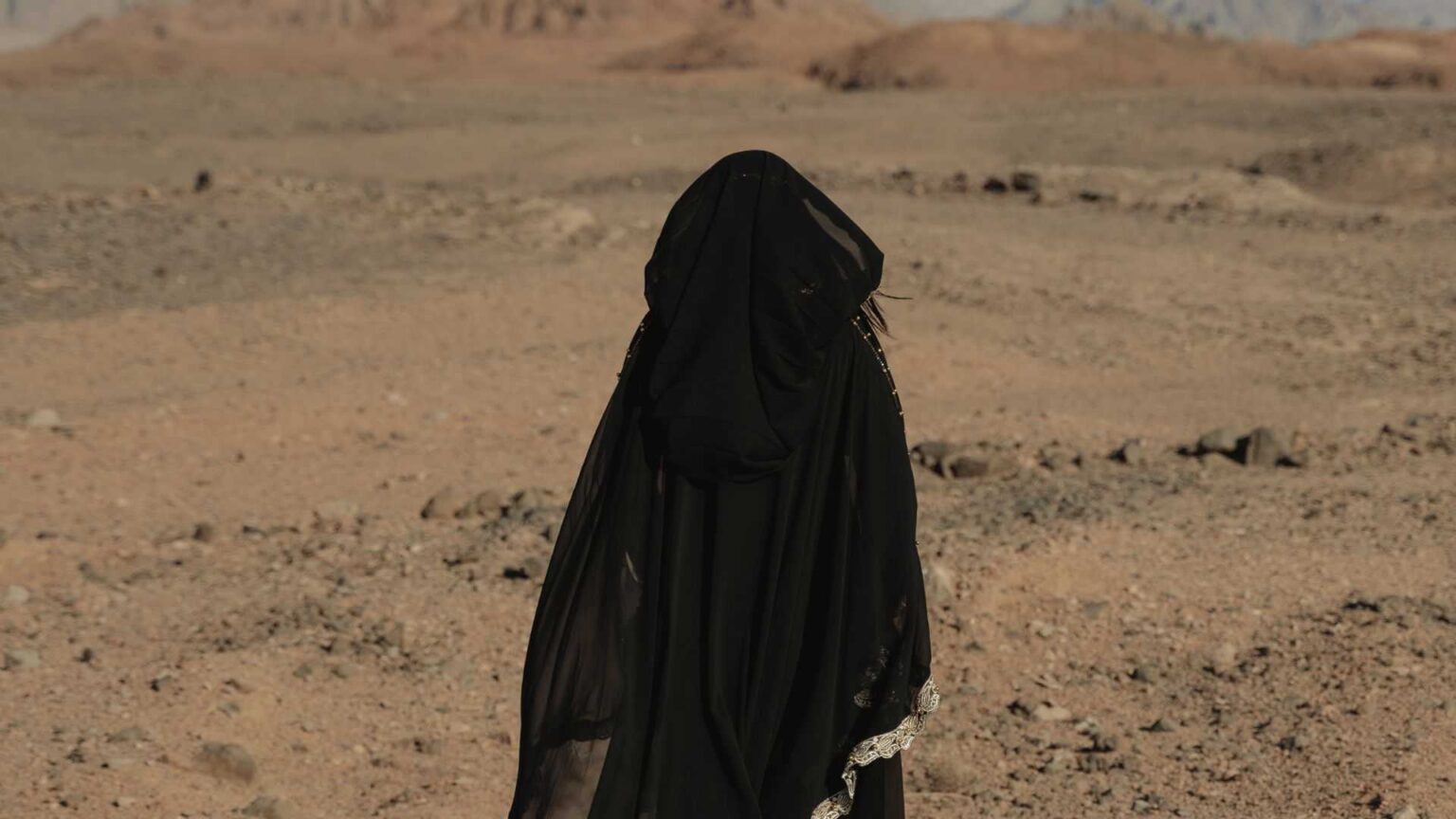 Sumayyah Bint Khayyat (R.A.): The First Martyr in Islam - Word of Prophet